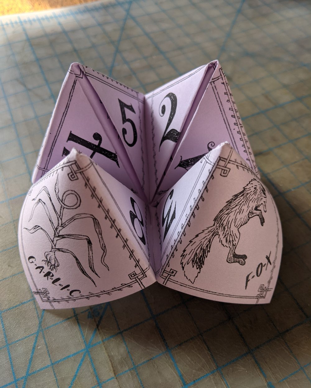 Free Printable Origami Fortune Teller – Fiona Barnacle